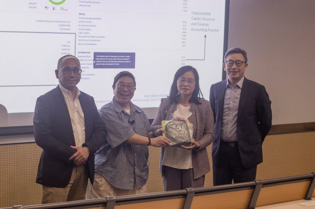 Elsa Pau Guest Speech at HKU - 明懿資管